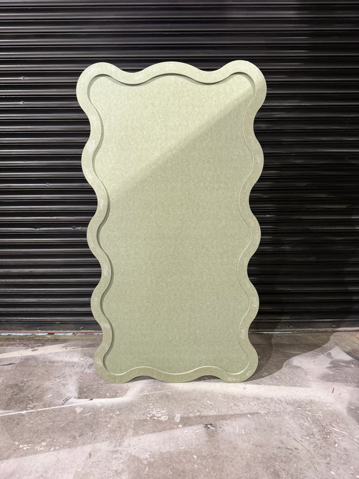 Wavy Board – Jay's Prop Shop