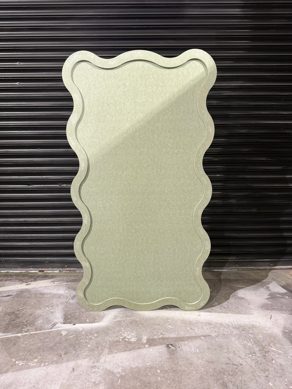 Wavy Board – Jay's Prop Shop